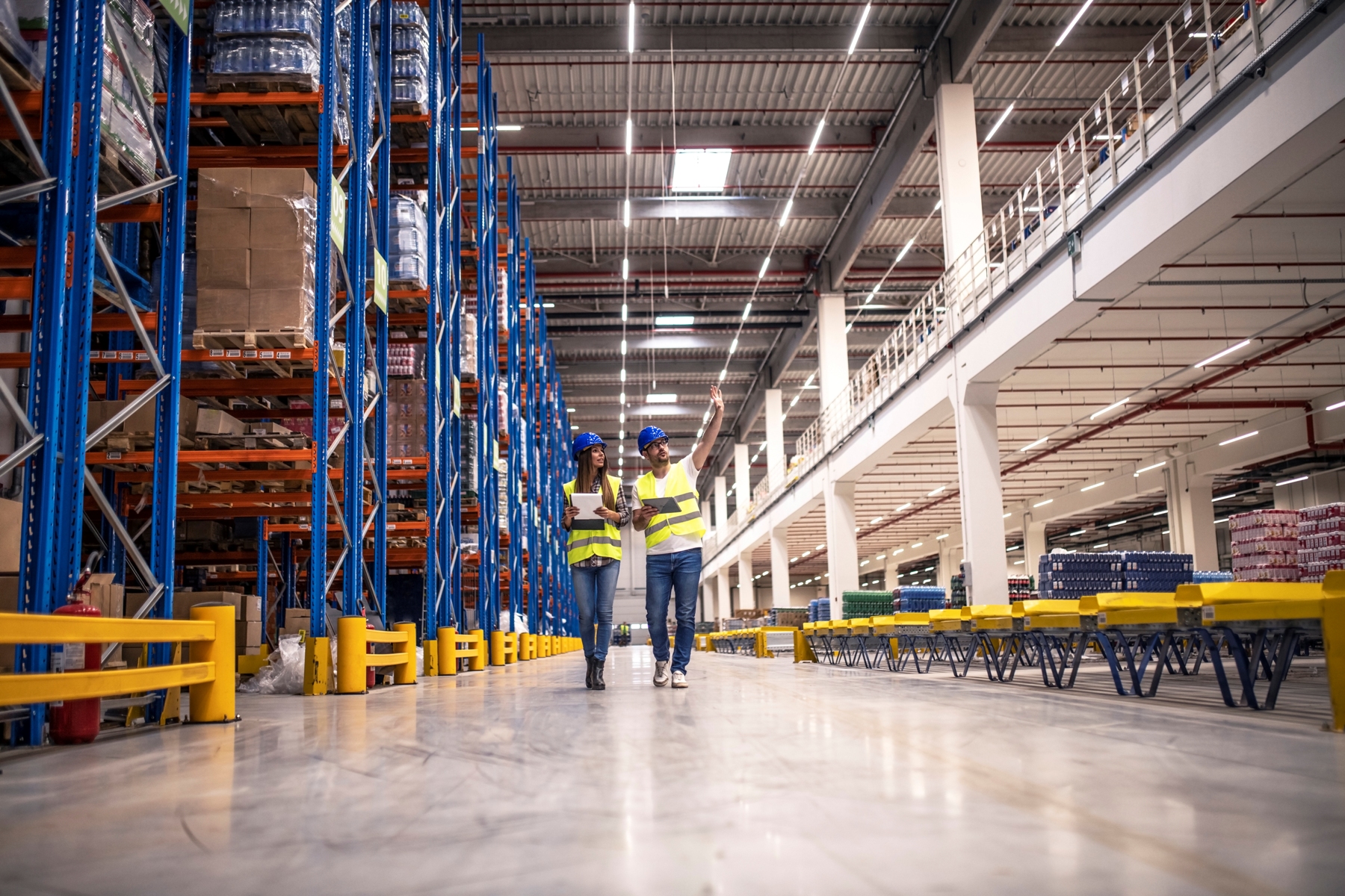 How to Build a Smart Warehouse | SOLUM ESL