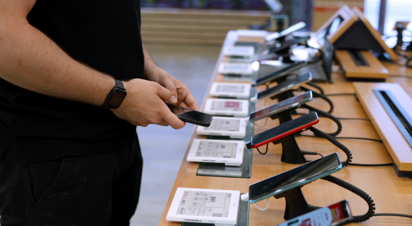 Smart Price Tags for Consumer Electronics | Newton ESL